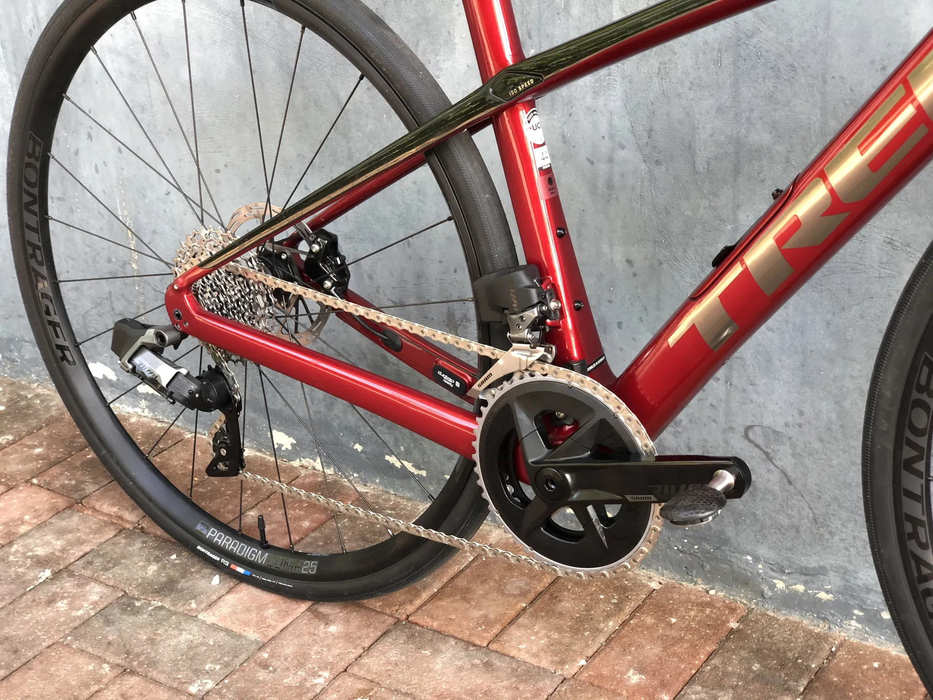 Trek Domane SL 6 eTap Ex Demo 44cm Road Bike 2022 Crimson Black